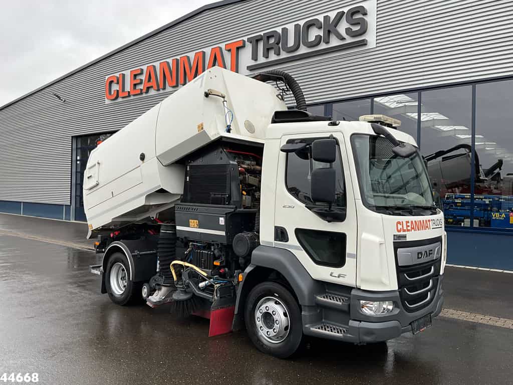 Clean Mat Trucks B.V. | Lease direct uit voorraad | Beequip Equipment ...