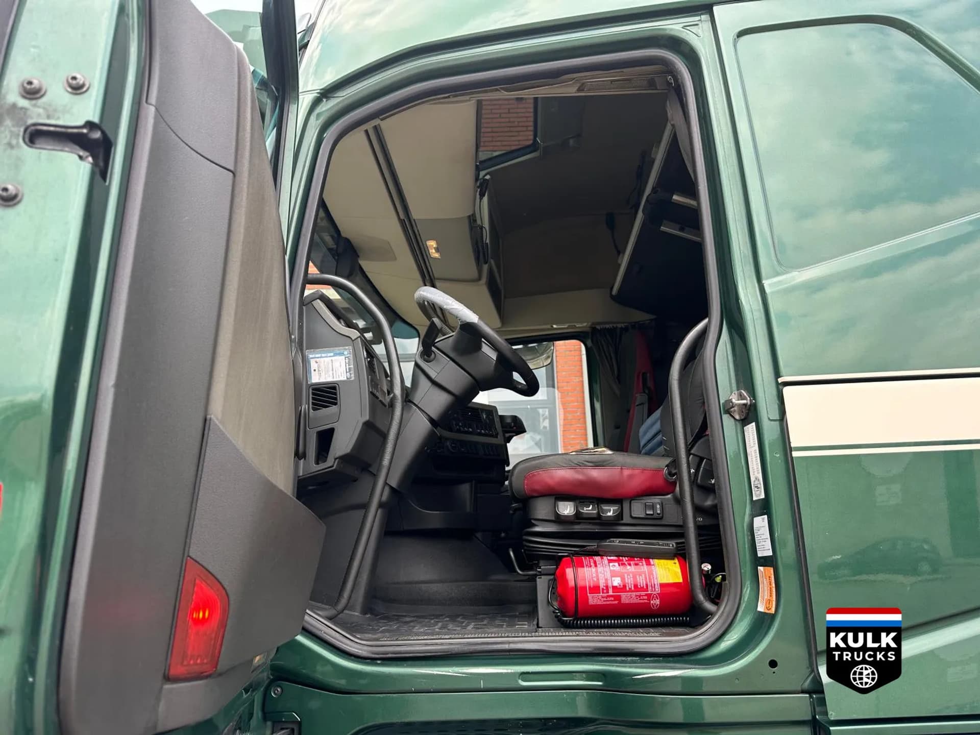 Volvo FH 460 ADR Globetrotter / iPark CHAS: EA 2 TANKS / CLEAN HOLLAND TRUCK kopen | Gebruikt ...