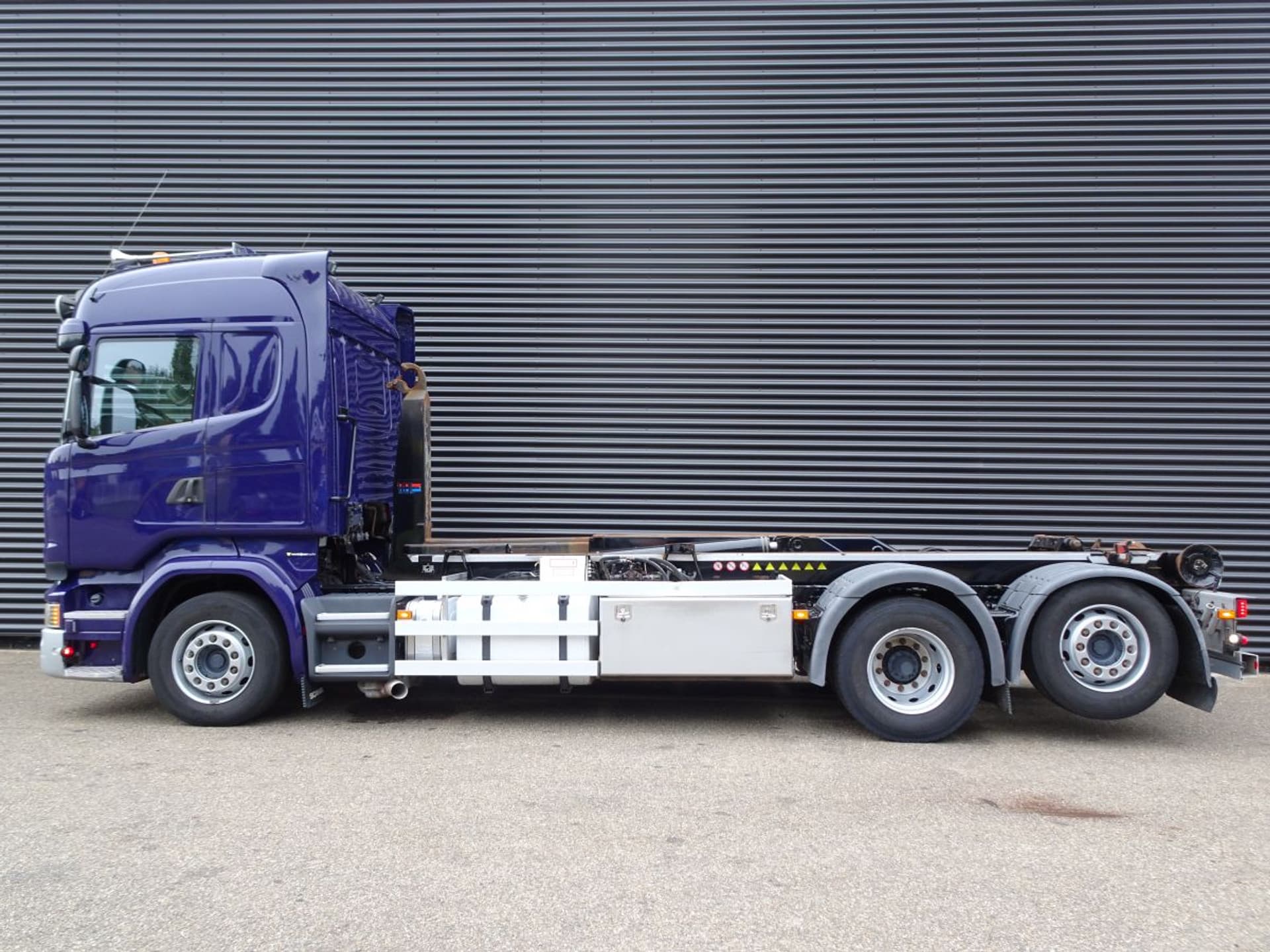 Scania R450 / 6x2*4 / EURO 6 / VDL HOOKLIFT kopen | Gebruikt | Beequip ...