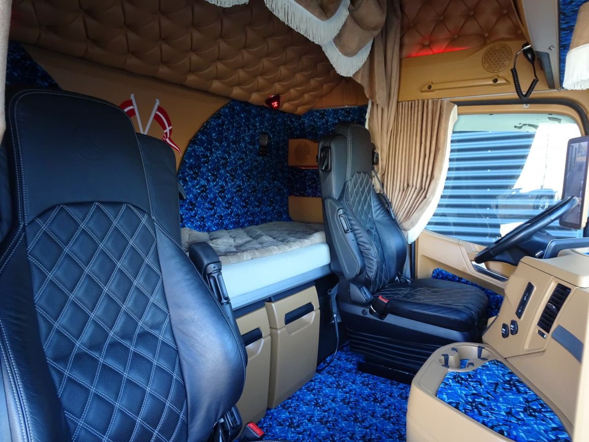Mercedes-Benz 2653 6X2 BIGSPACE / BOOGIE / SPECIAL INTERIOR kopen ...
