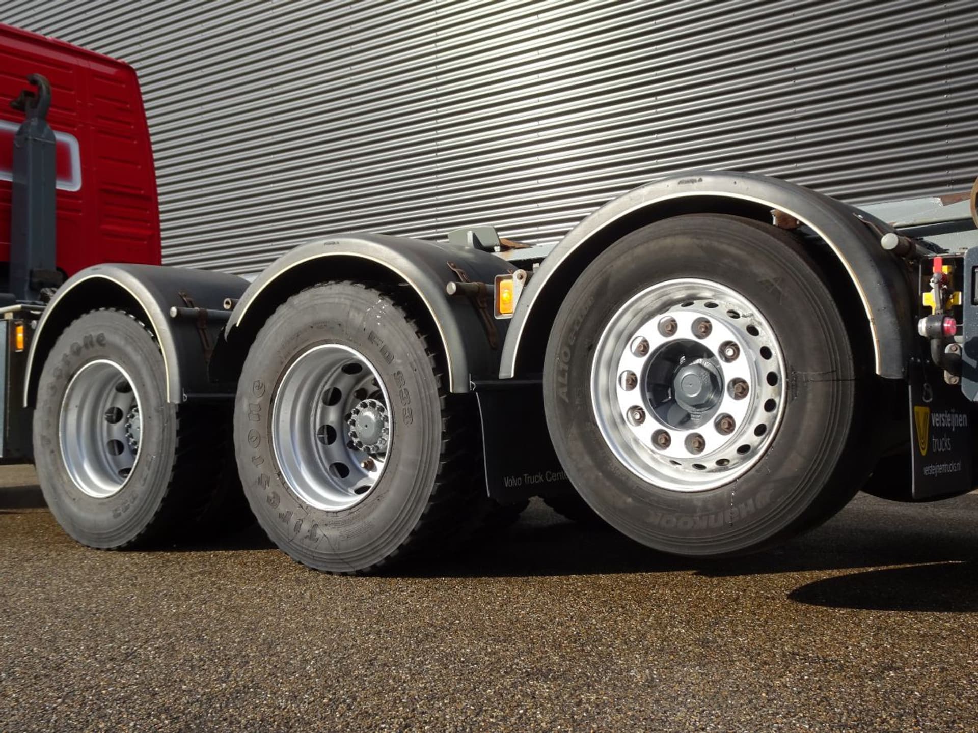 Volvo FMX 500 8x4*4 / VEB ENGINE BRAKE / HIAB HOOKLIFT kopen | Gebruikt ...