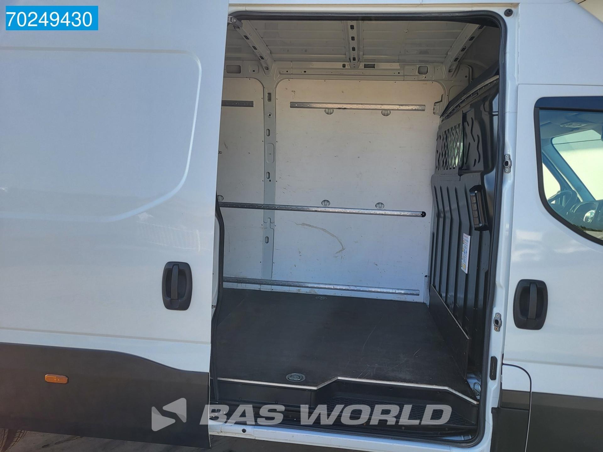 Iveco Daily 35C16 Automaat L3H2 Airco Dubbellucht Euro6 Lang L4H2 16m3 ...