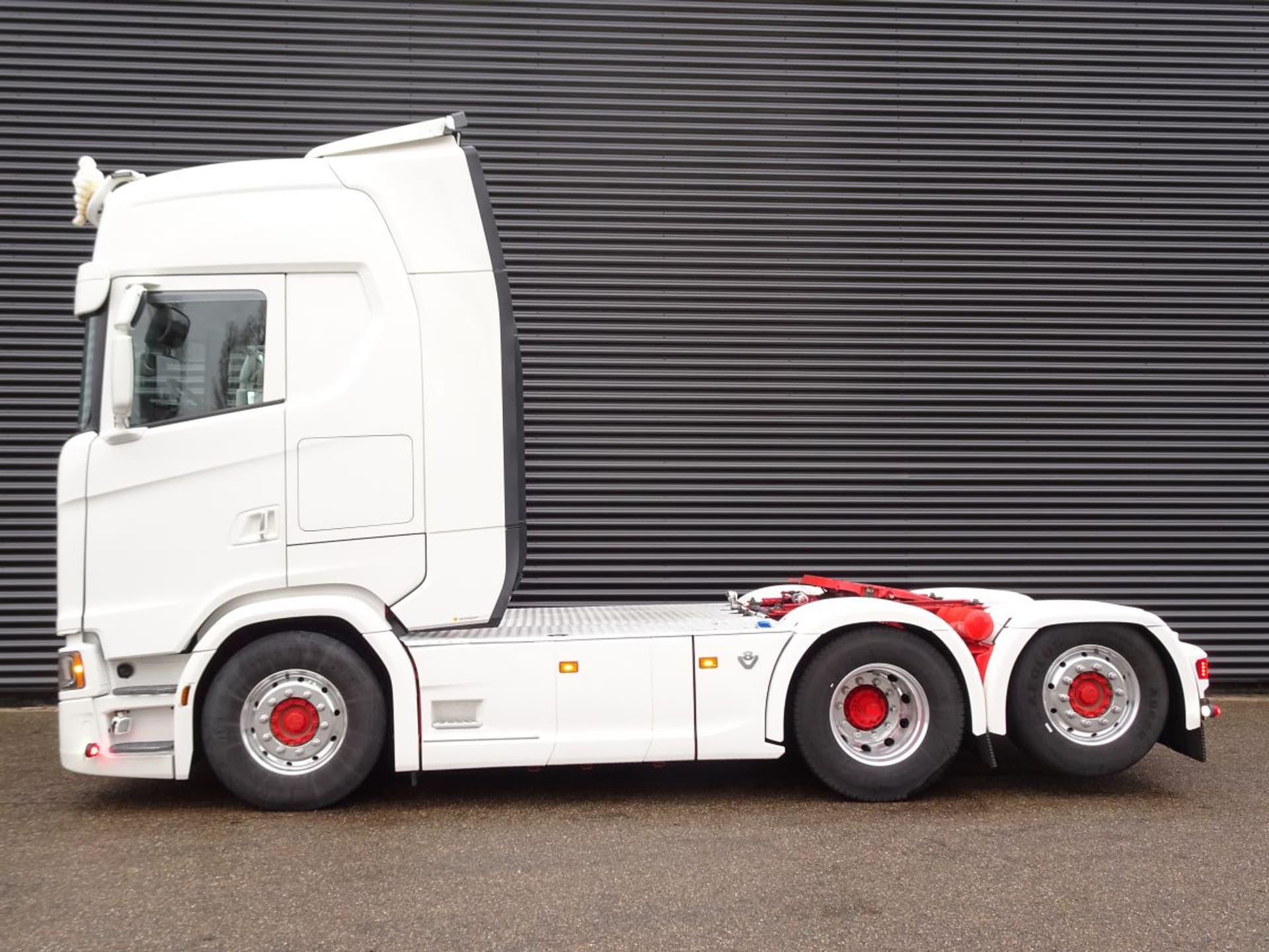 Scania S580 V8 6x2 BOOGIE / RETARDER / FULL AIR / HYDRAULIC kopen ...