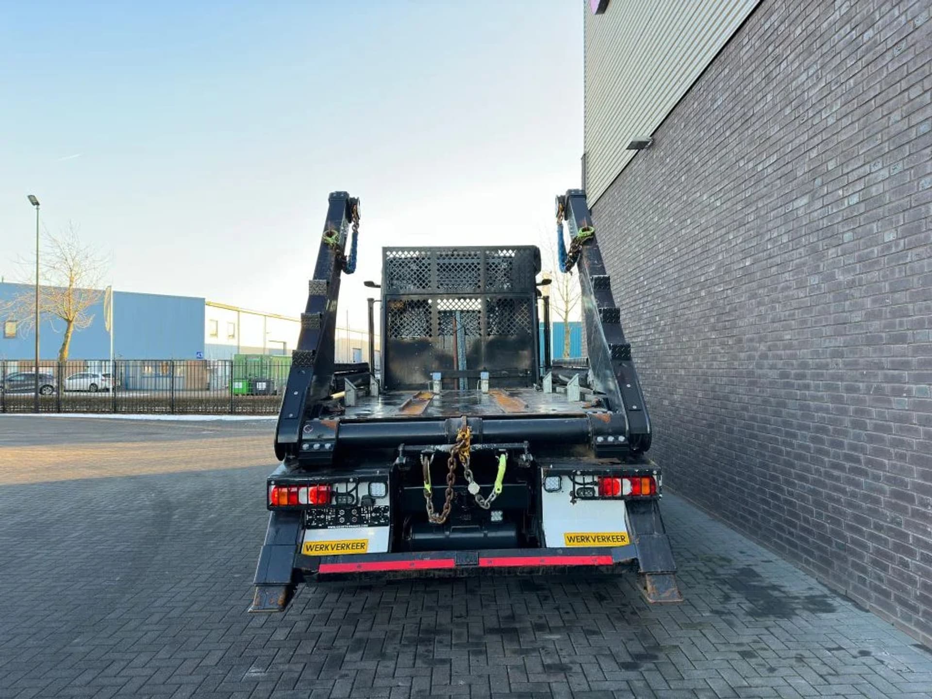 Mercedes-Benz Actros 2745 TREKKER MET AFZETSYSTEEM HYVA PORTAALARM/ABSETZKIPPER/ SKIP HANDLER ...