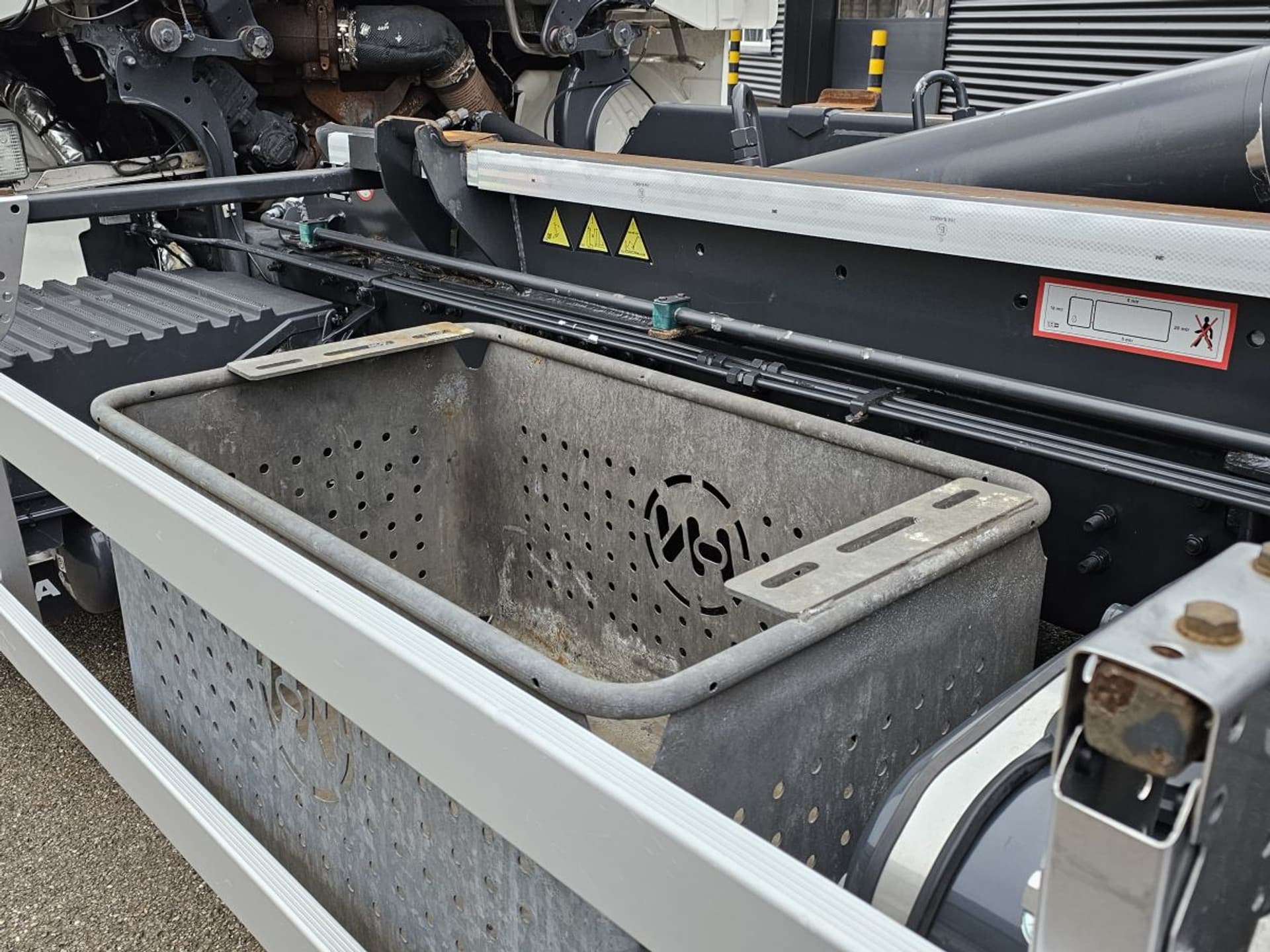 Scania R580 / V8 / 6x2 / HOOKLIFT / RETARDER / LIFT-STEERING AXLE kopen ...