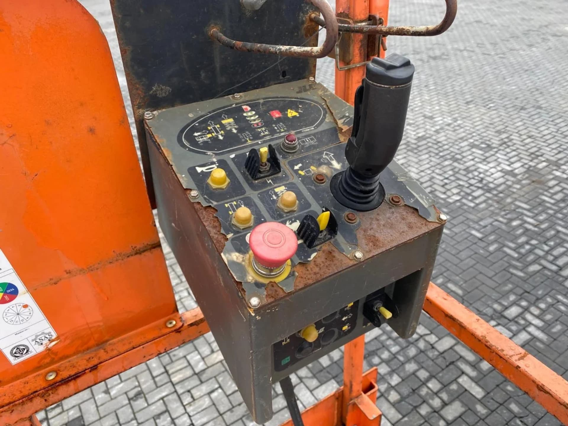 JLG 4394 RT MEGA DECK | 15 METER | 680 KG kopen | Gebruikt | Beequip ...