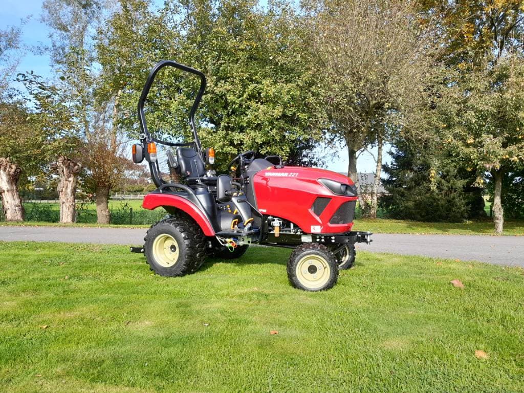 Yanmar SA 221 HST DEMO trekker tractor hydrostaat kopen | Gebruikt ...