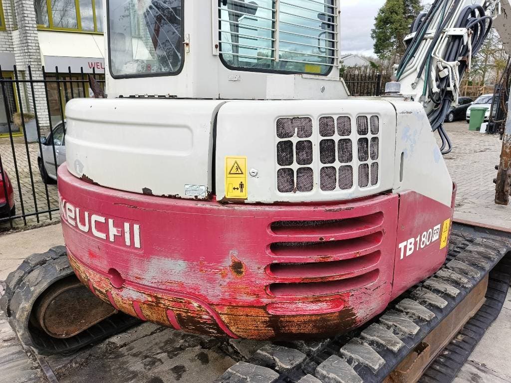 Takeuchi TB180FR 8 ton midigraver graaf bagger excavator kopen ...