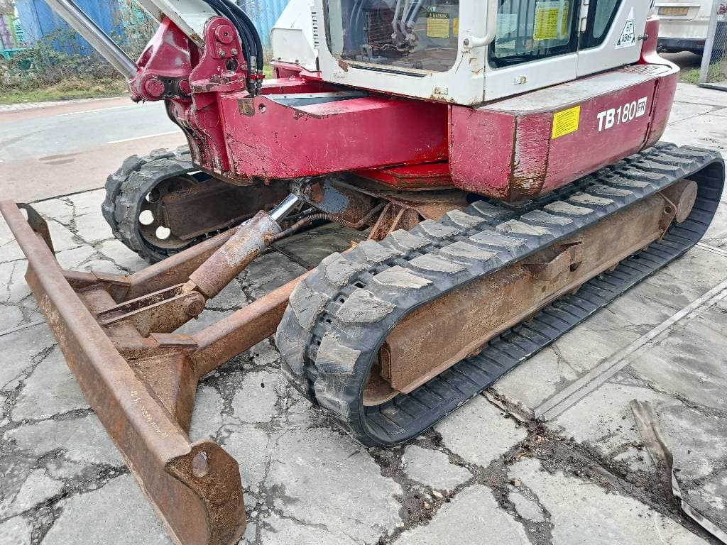Takeuchi TB180FR 8 ton midigraver graaf bagger excavator kopen ...